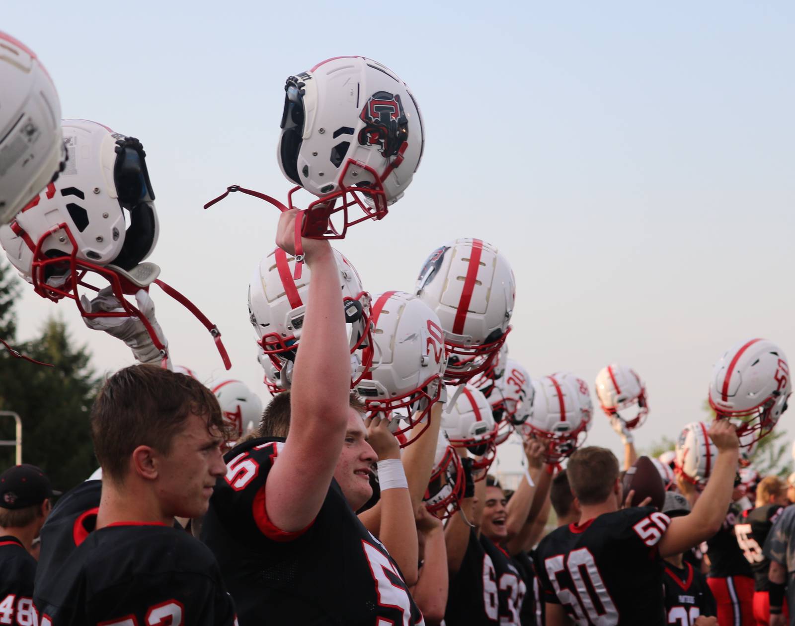 Creston football meets new district opponents – Creston News