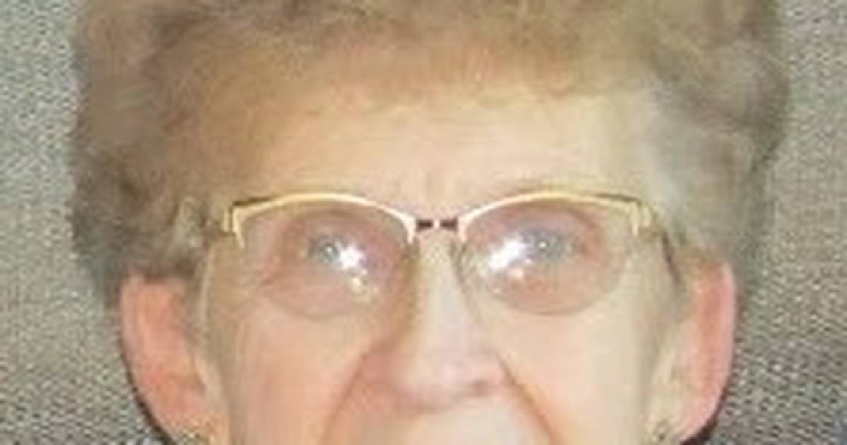 Helen A. Reeves – Creston News
