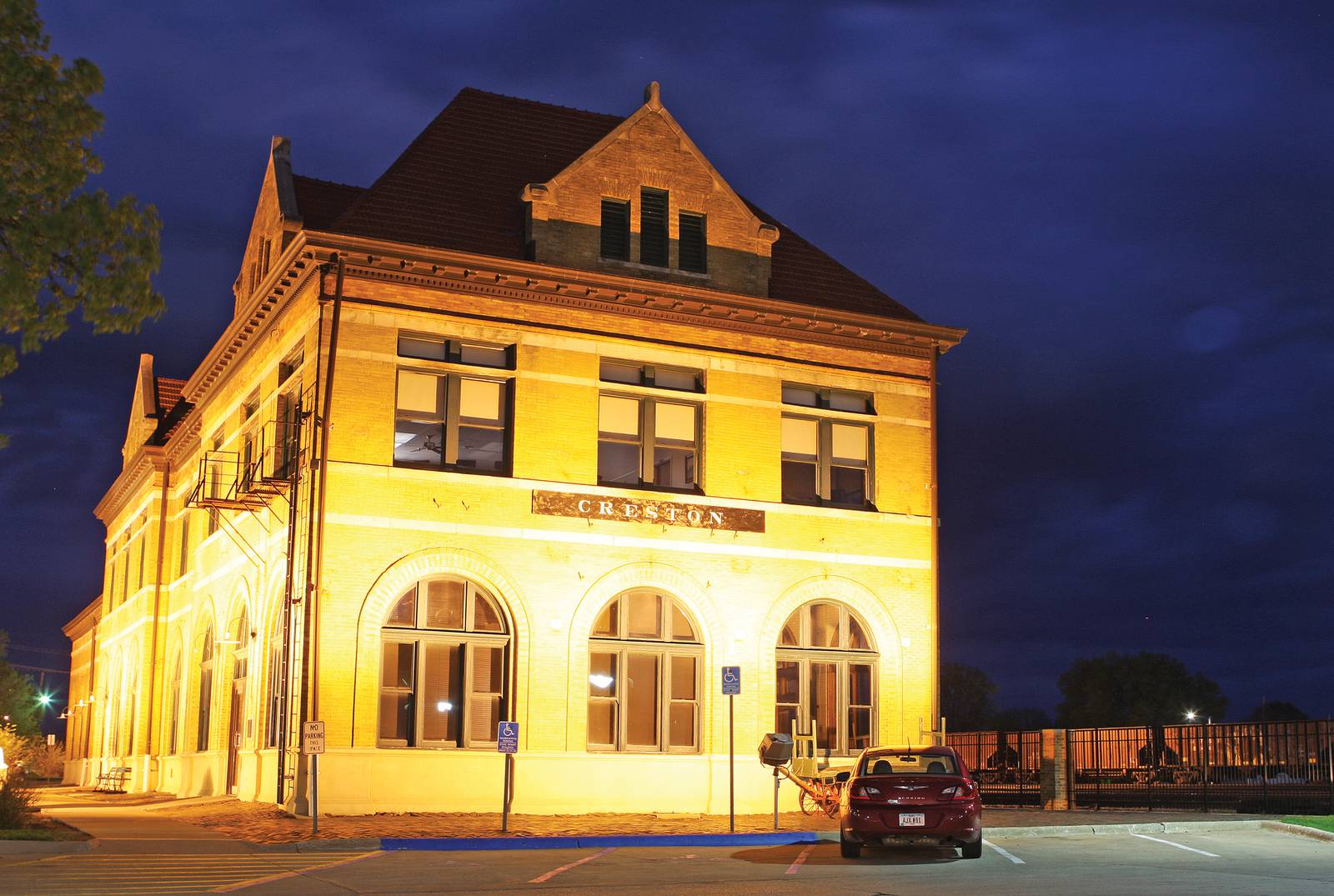 Council goes back to the drawing board for meeting technology – Creston ...