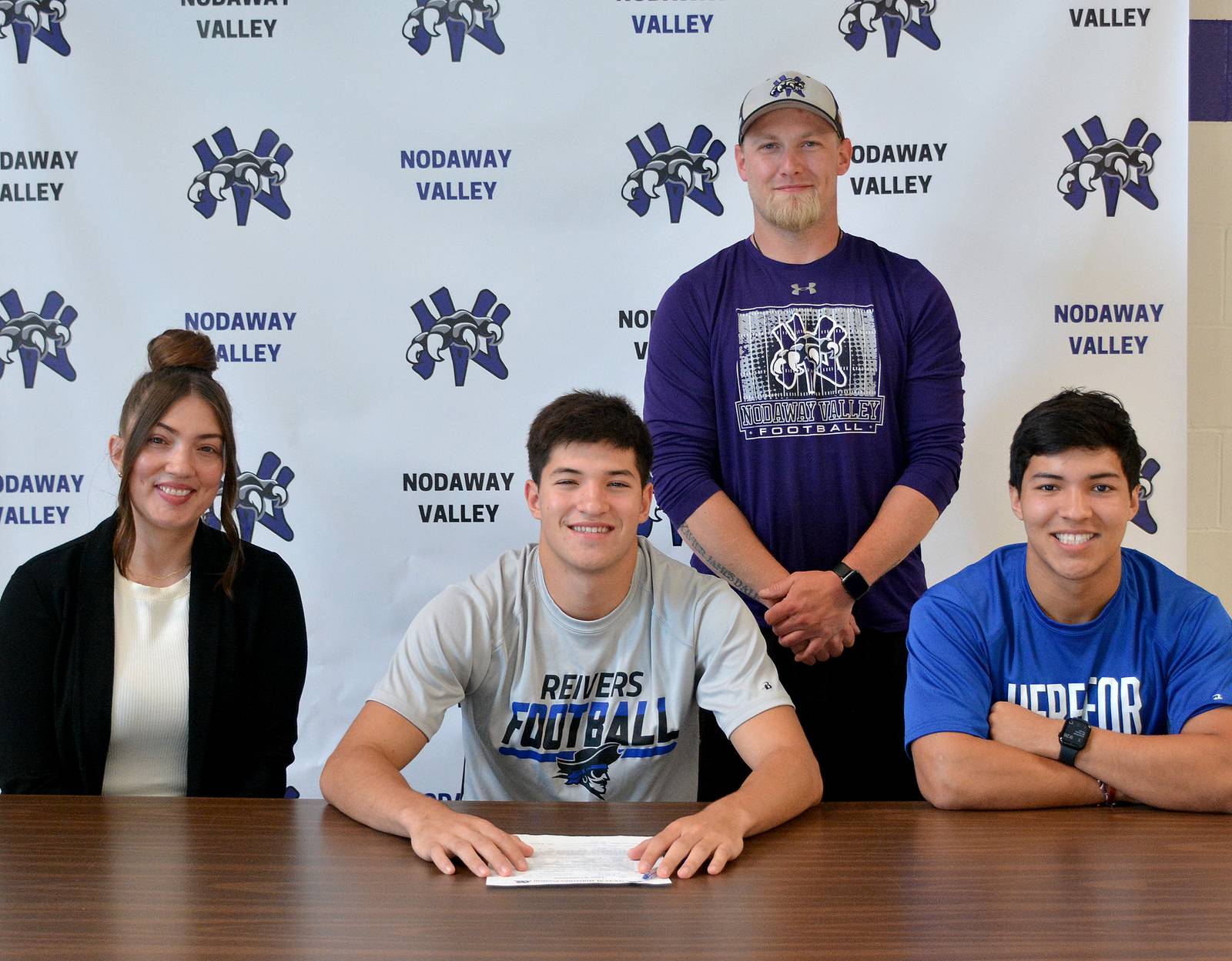 Ayase signs to play football at IWCC – Creston News
