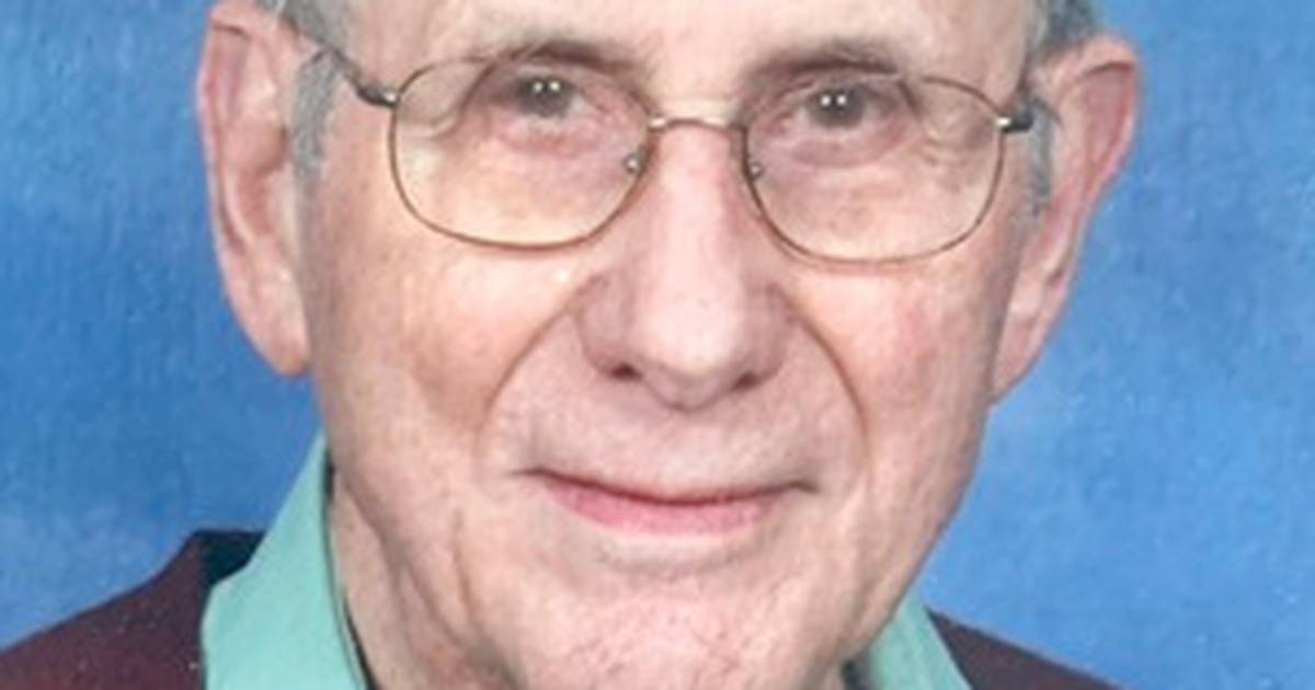 Howard Hall – Creston News