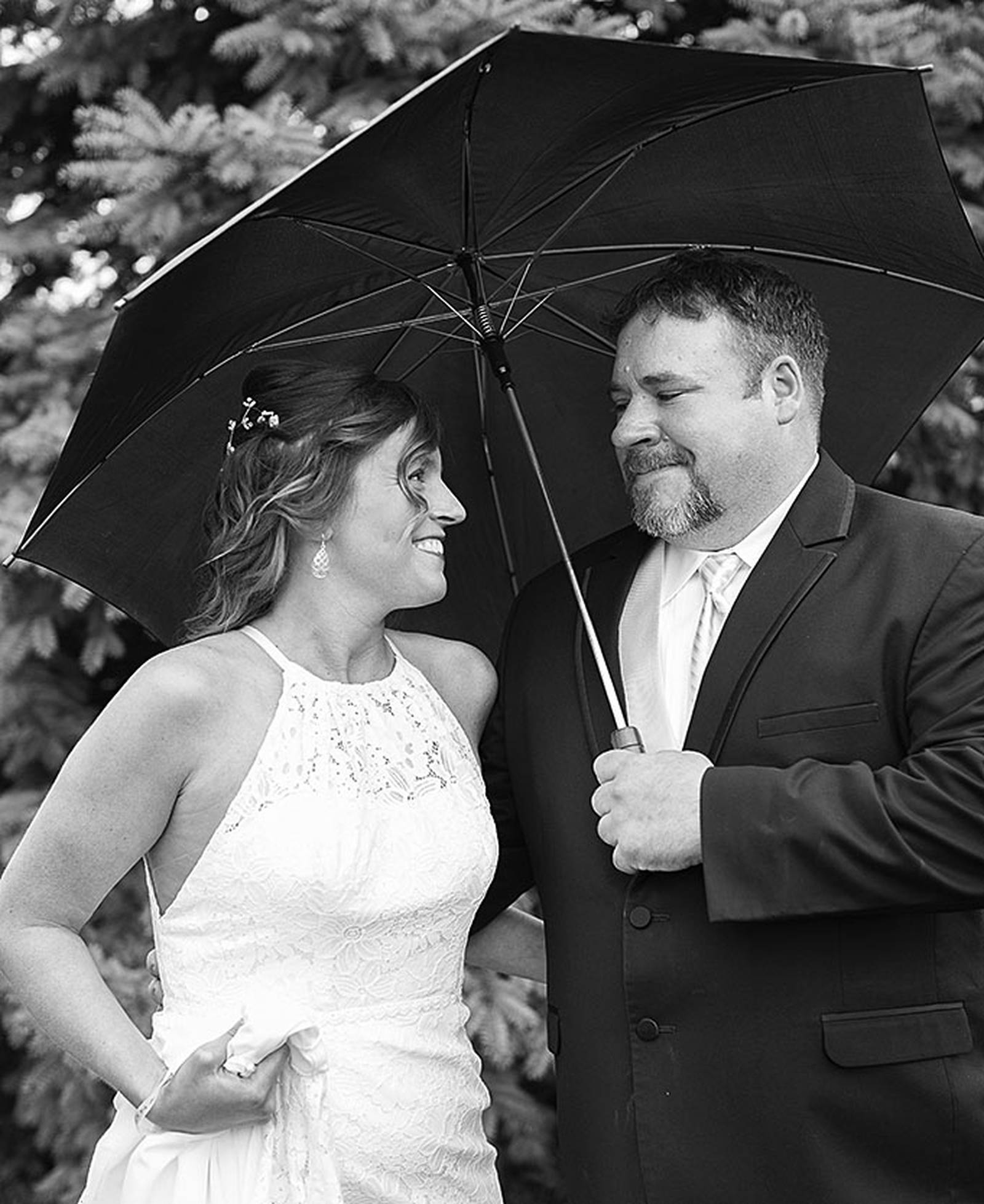 Hodge, Larson wed in March ceremony – Creston News