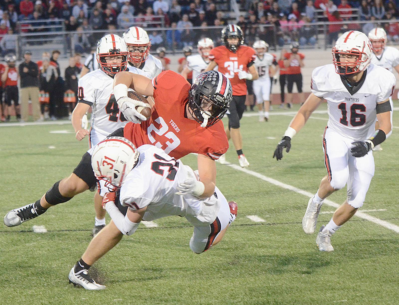 New factors play into football reclassifications – Creston News