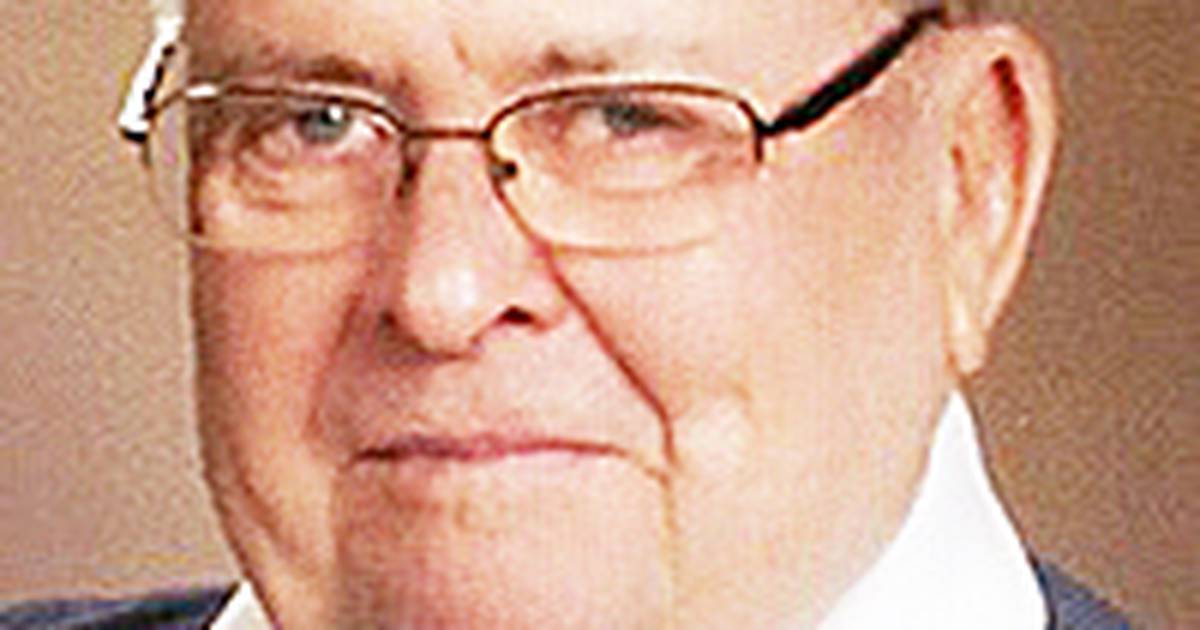 Kenneth Blazek – Creston News