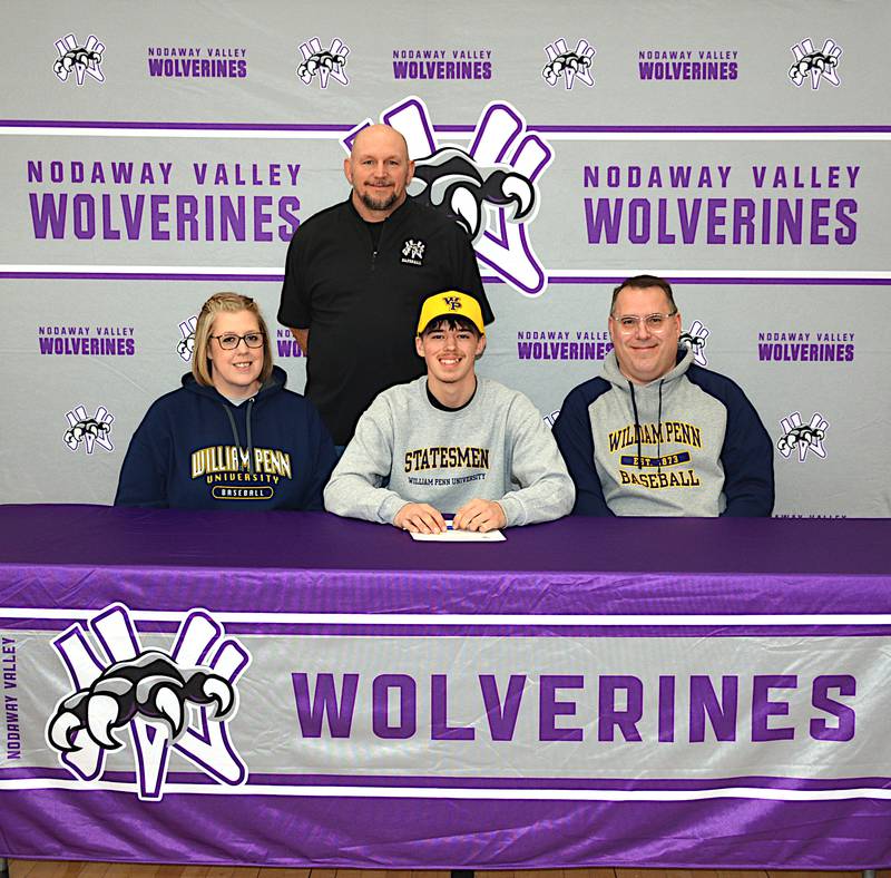 BASEBALL: Kuster signs to play with the Statemen – Creston News