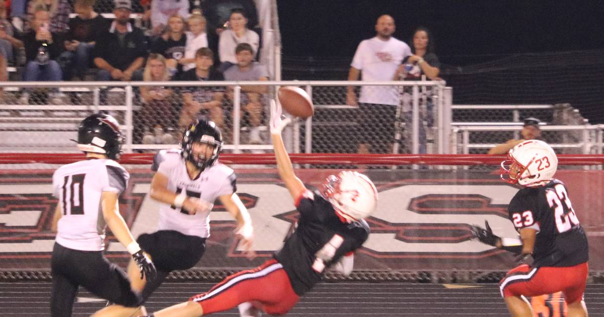 Panthers look to tame Huskies – Creston News