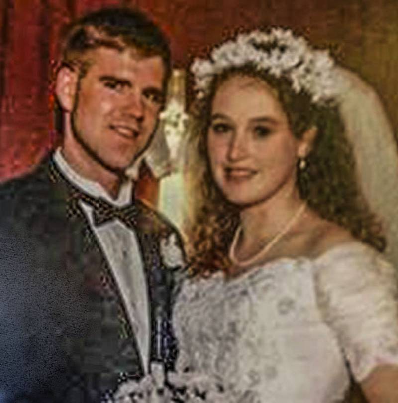 Lininger 25th anniversary card shower – Creston News