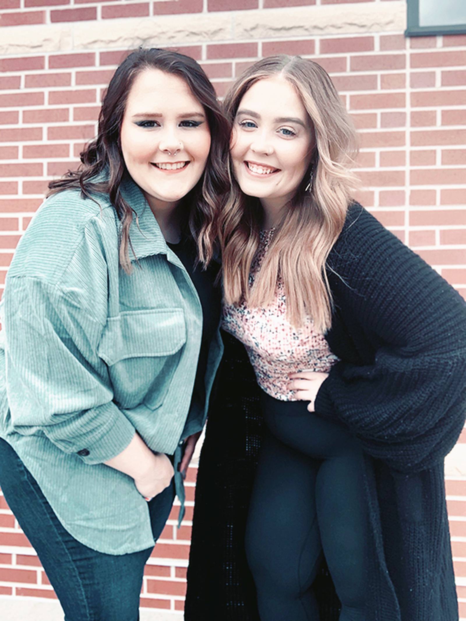 Sisters at The Salon – Creston News