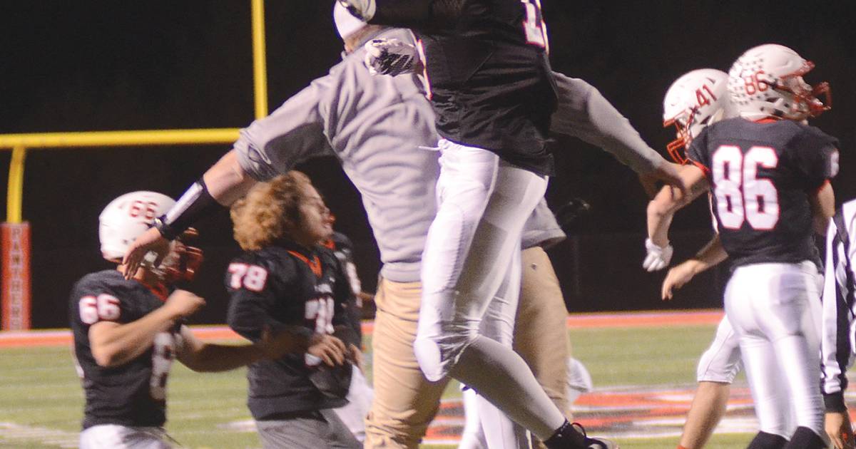 Panthers place 10 all-district players – Creston News