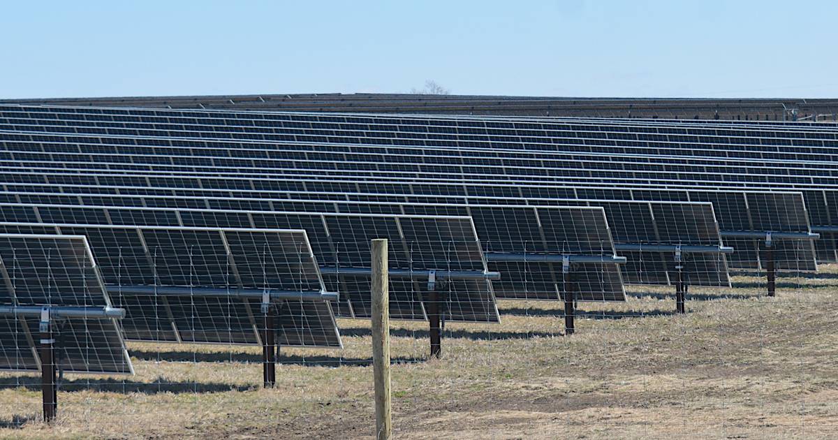 Solar project battles county restrictions – Creston News