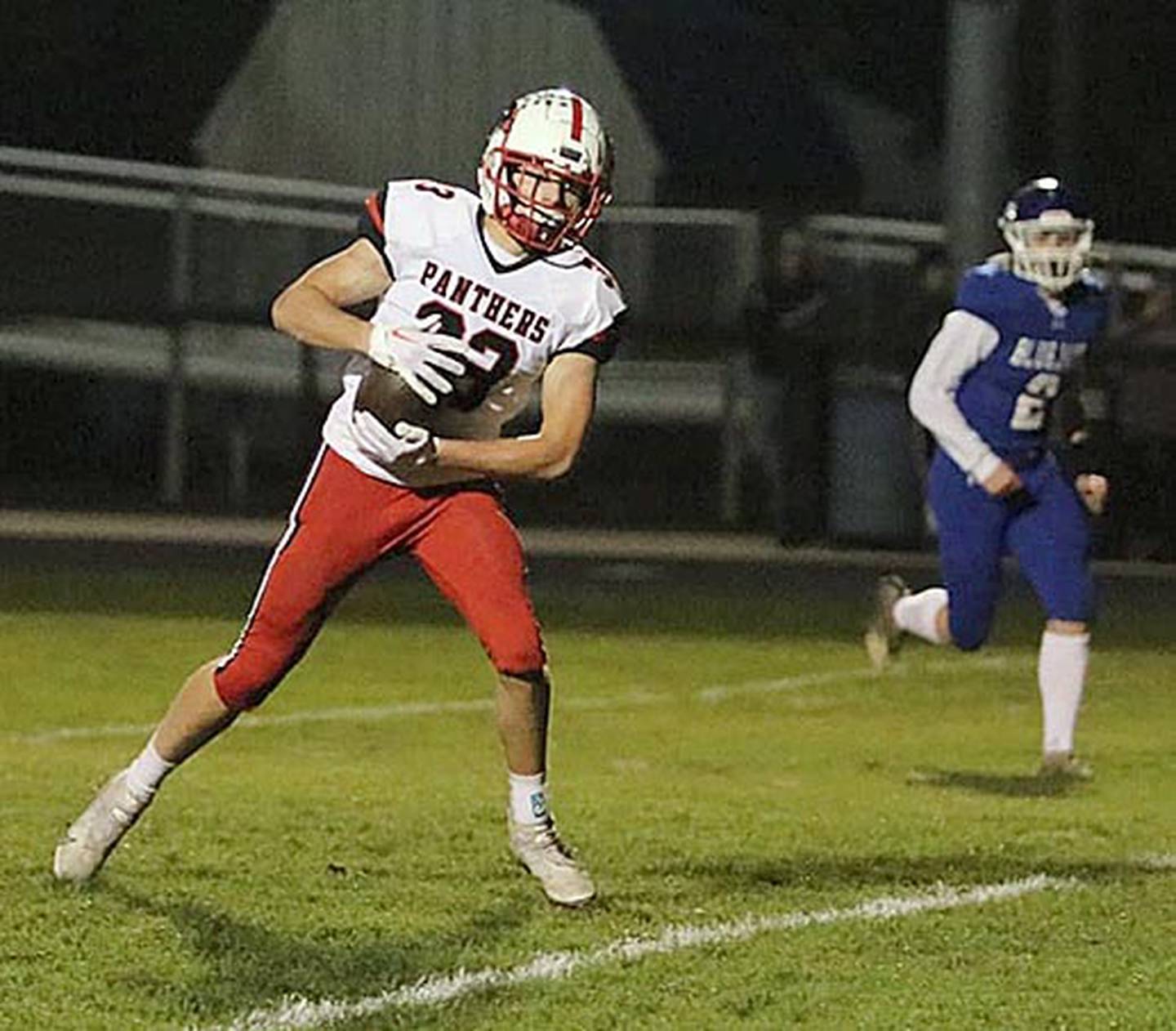 Panthers cruise at Perry, 49-14 – Creston News
