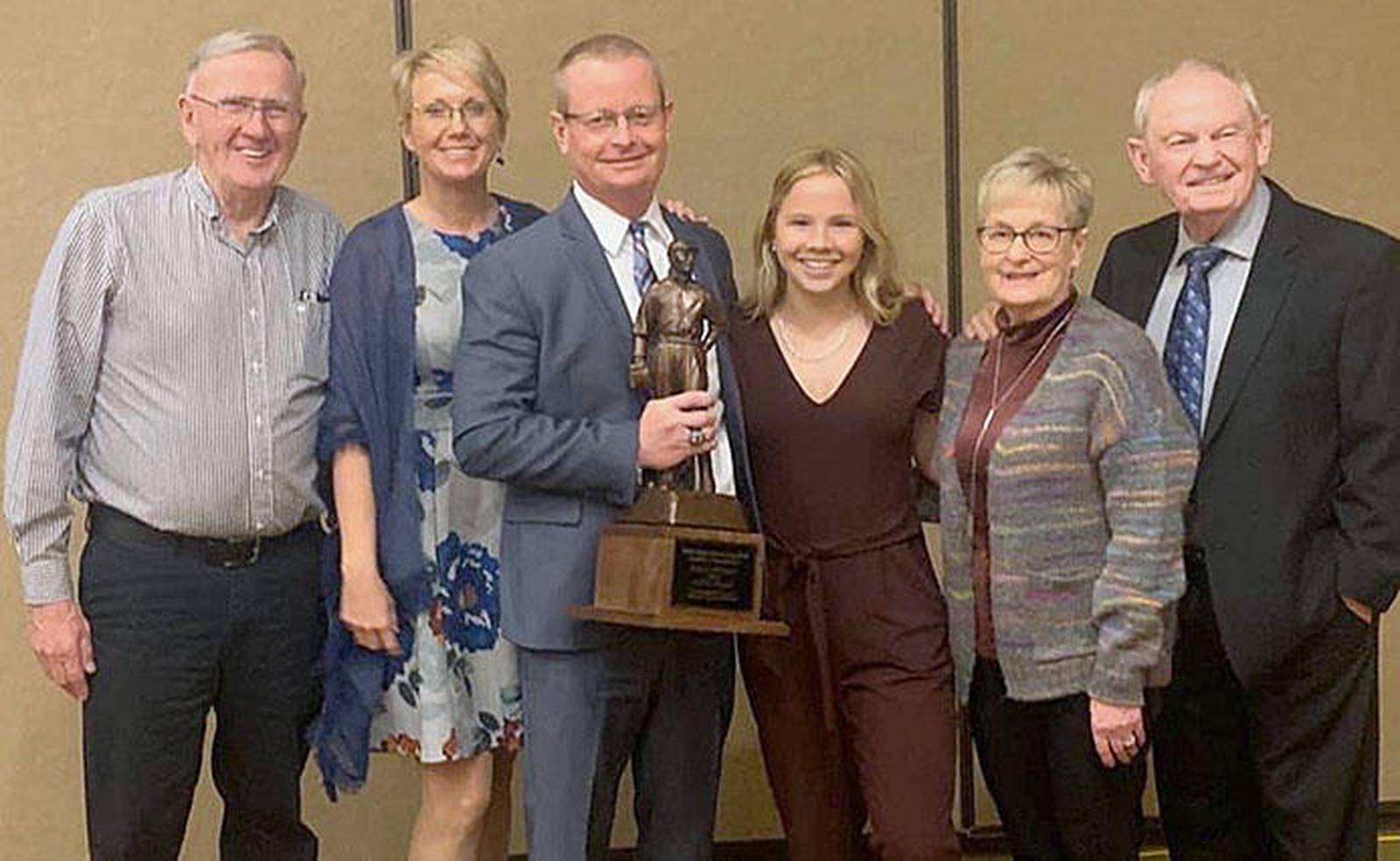 Another Belger joins Hall of Fame – Creston News