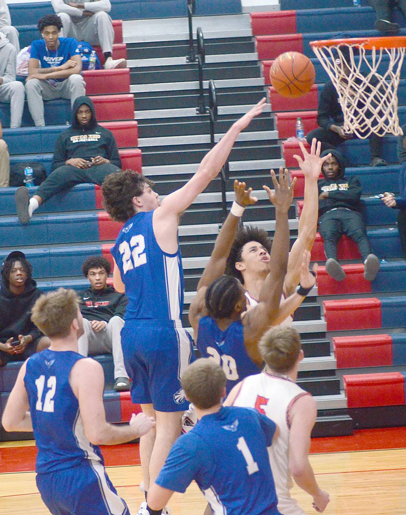Eagles surge in second half – Creston News