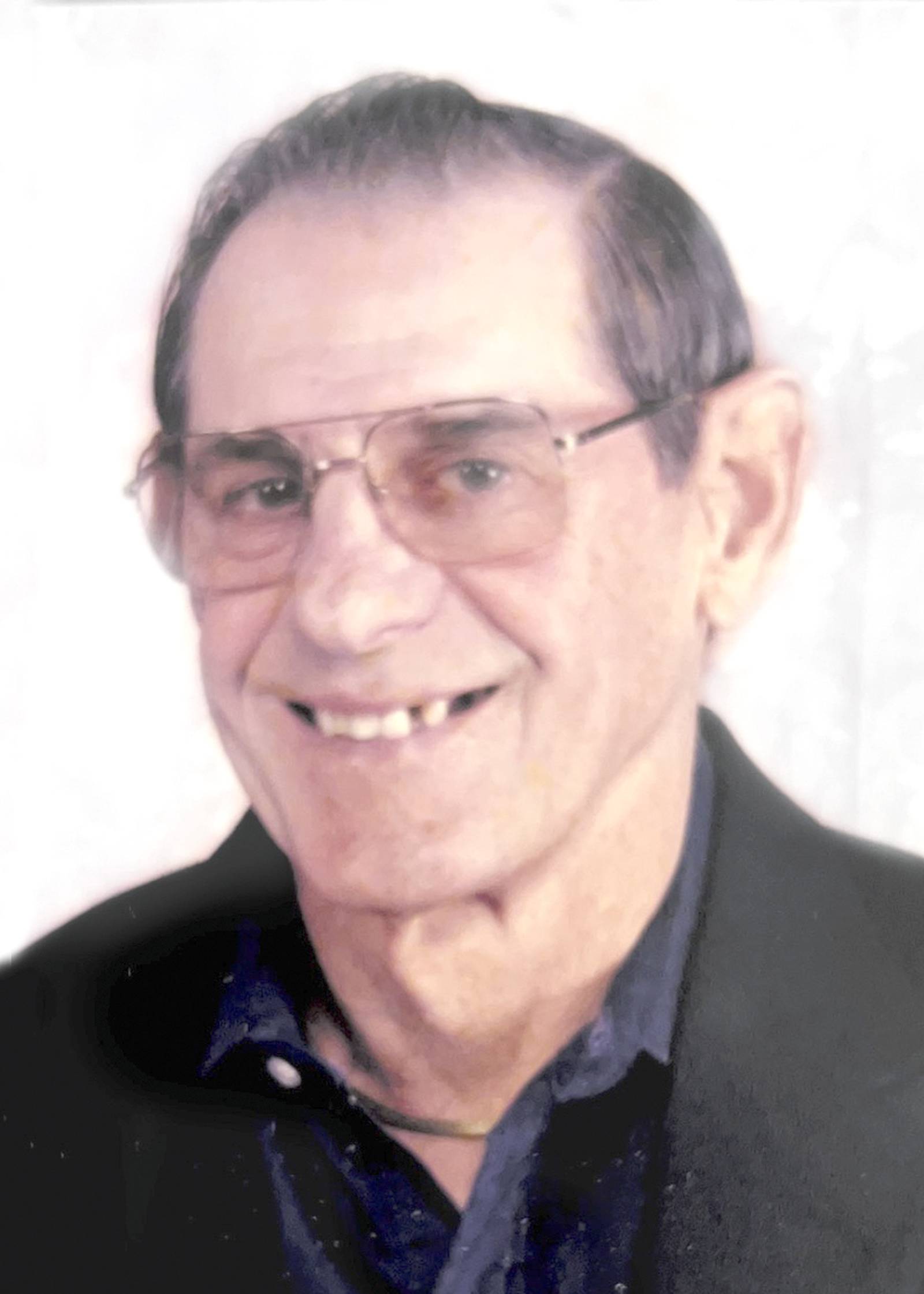 Robert L. Vicker – Creston News