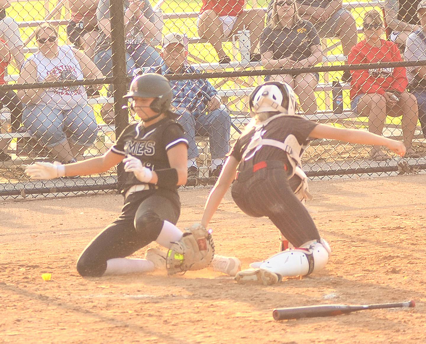 Errors hamper Panthers in opener – Creston News