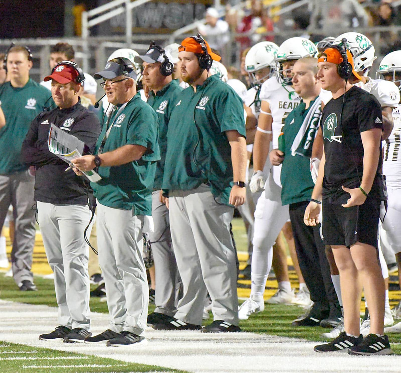 Driskell returns to football in coaching role – Creston News