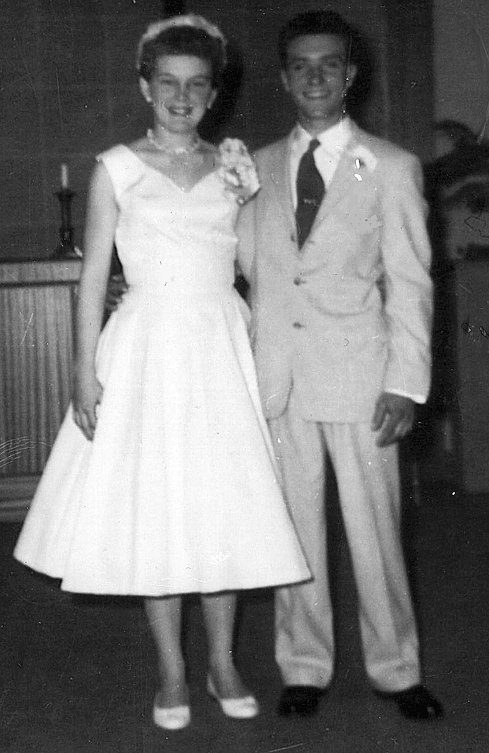 Hulett anniversary open house, card shower planned – Creston News