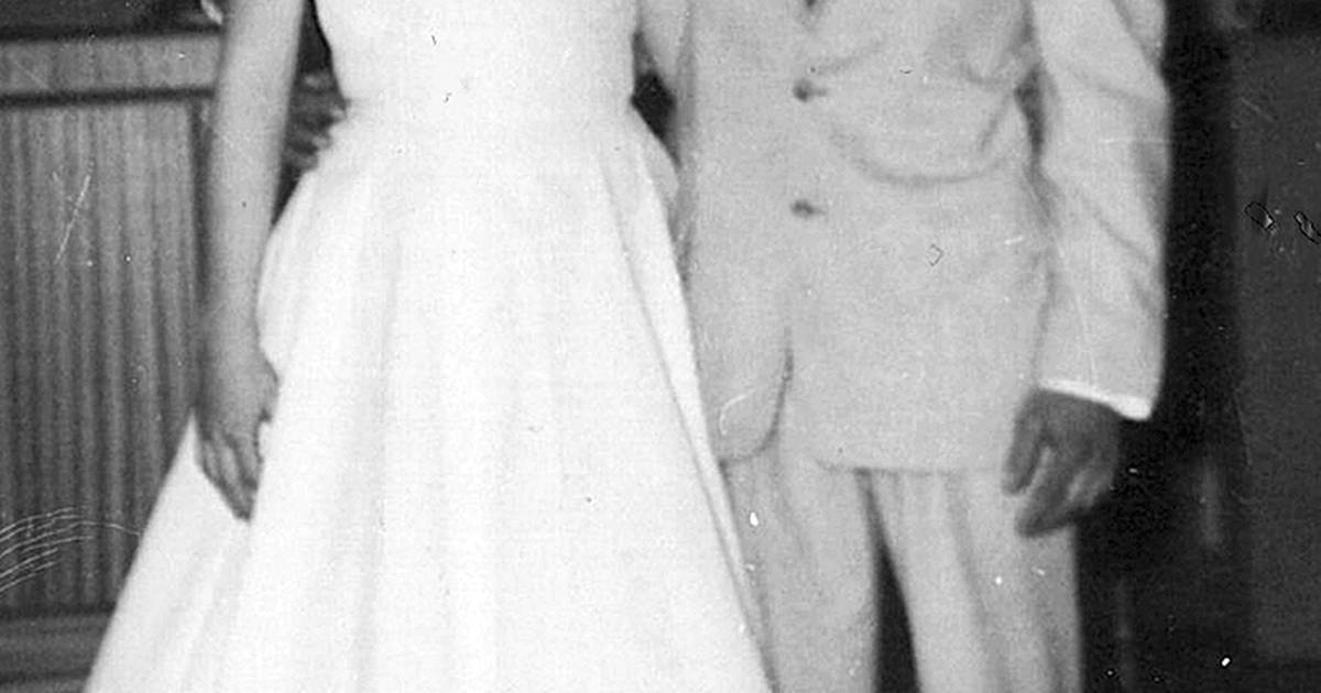 Hulett anniversary open house, card shower planned – Creston News