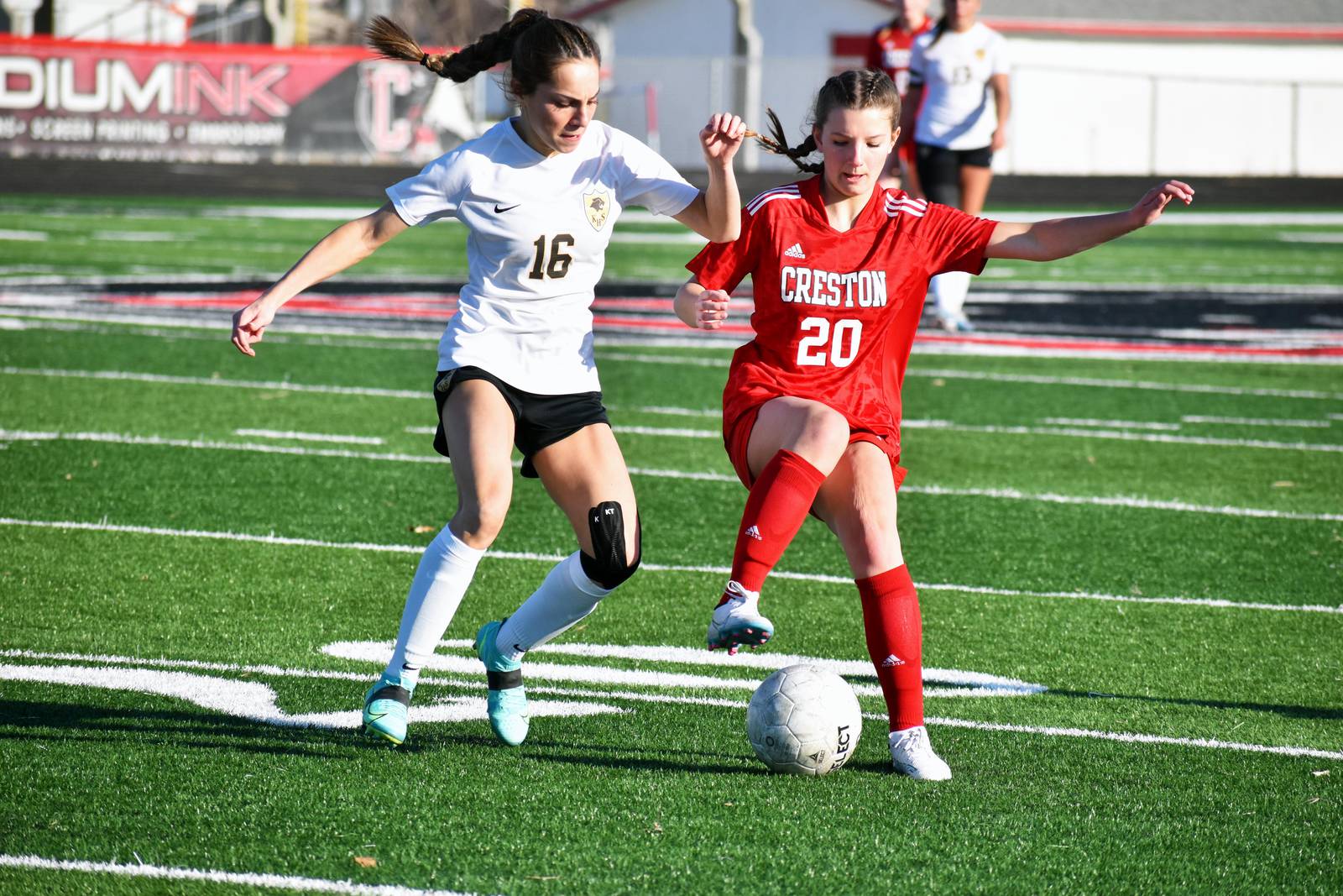 Knoxville takes the win in Panther face-off – Creston News