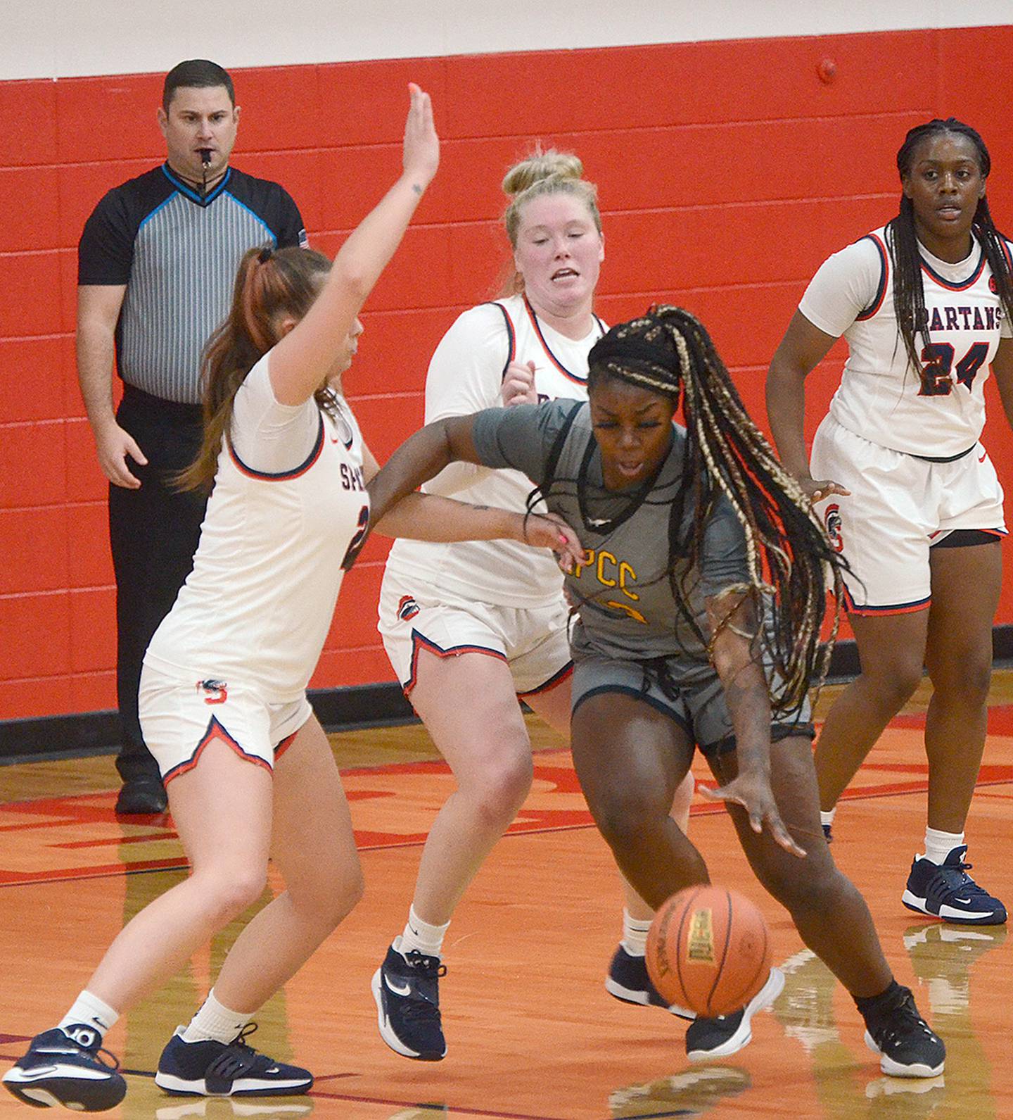 SWCC women fall, 69-66 – Creston News