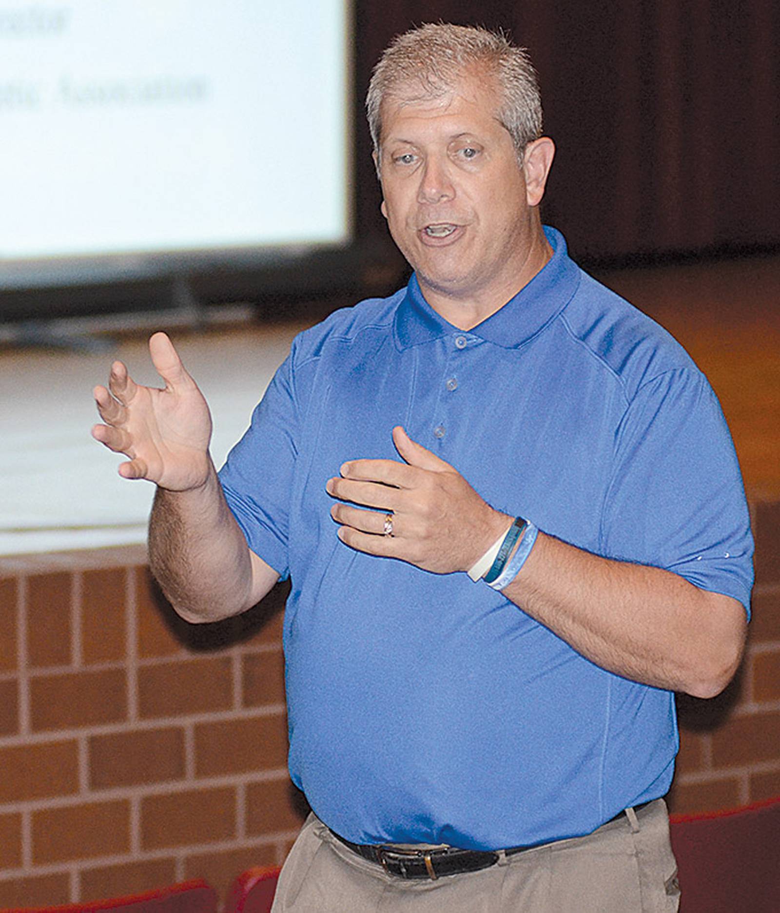 Spectator roles outlined in message to CHS parents – Creston News