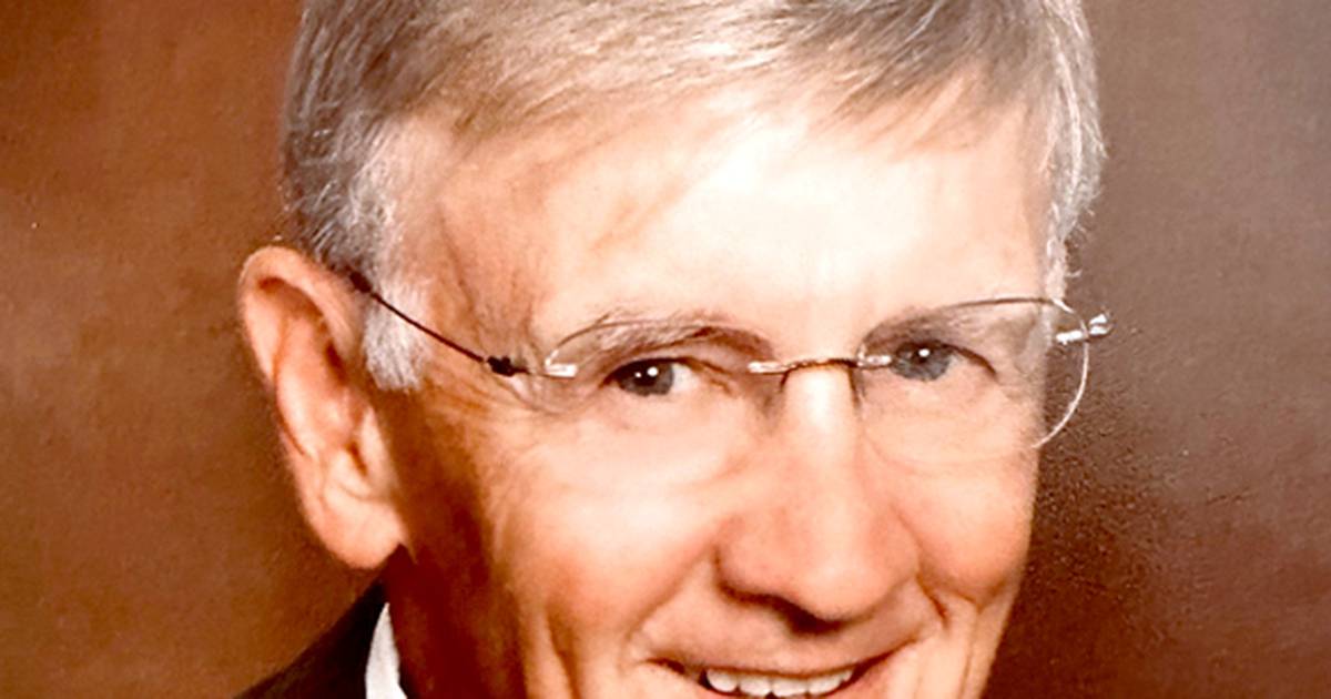 Dr. Larry W. Goetz – Creston News