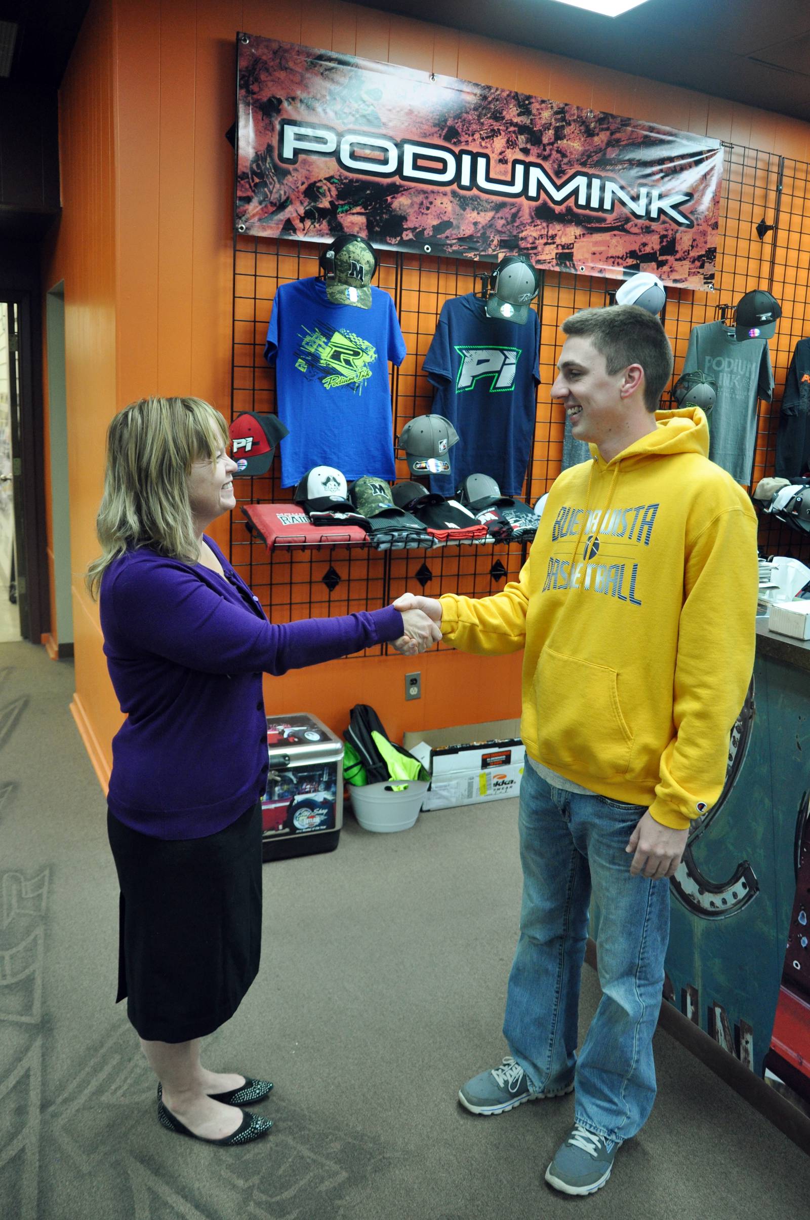 Knapp campaigning for Senate seat vacated by Ernst – Creston News