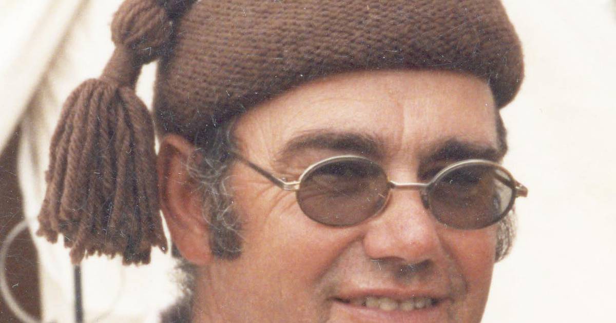 Floyd Hall – Creston News