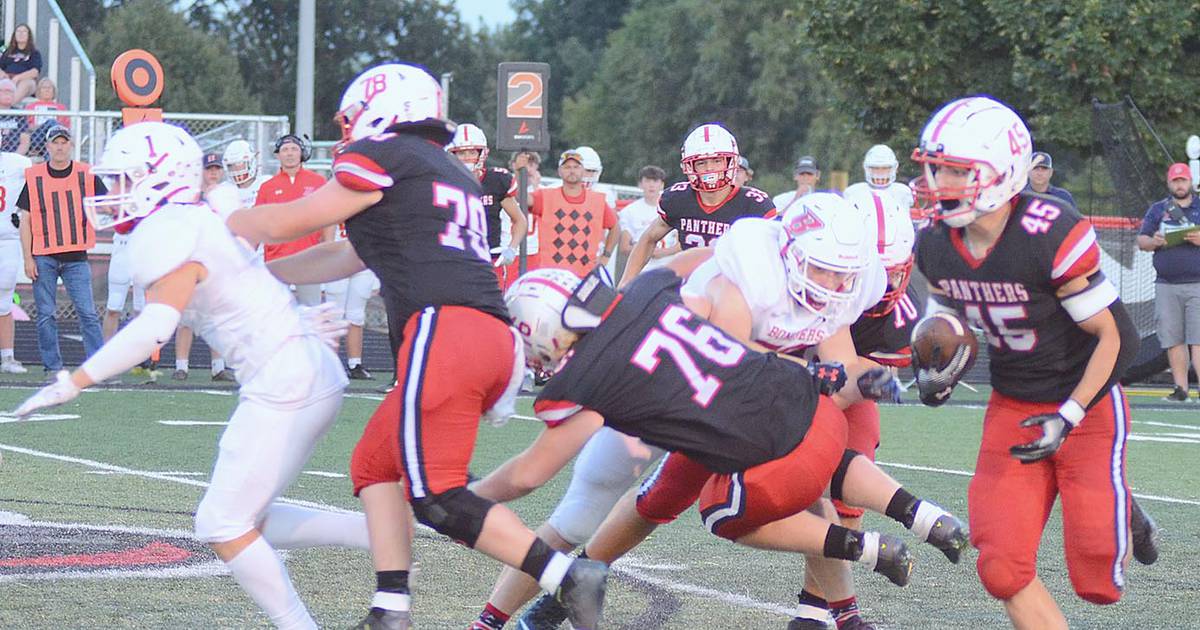 Panthers win shootout, 48-28 – Creston News