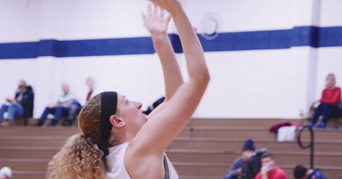SWCC women roll despite delay – Creston News