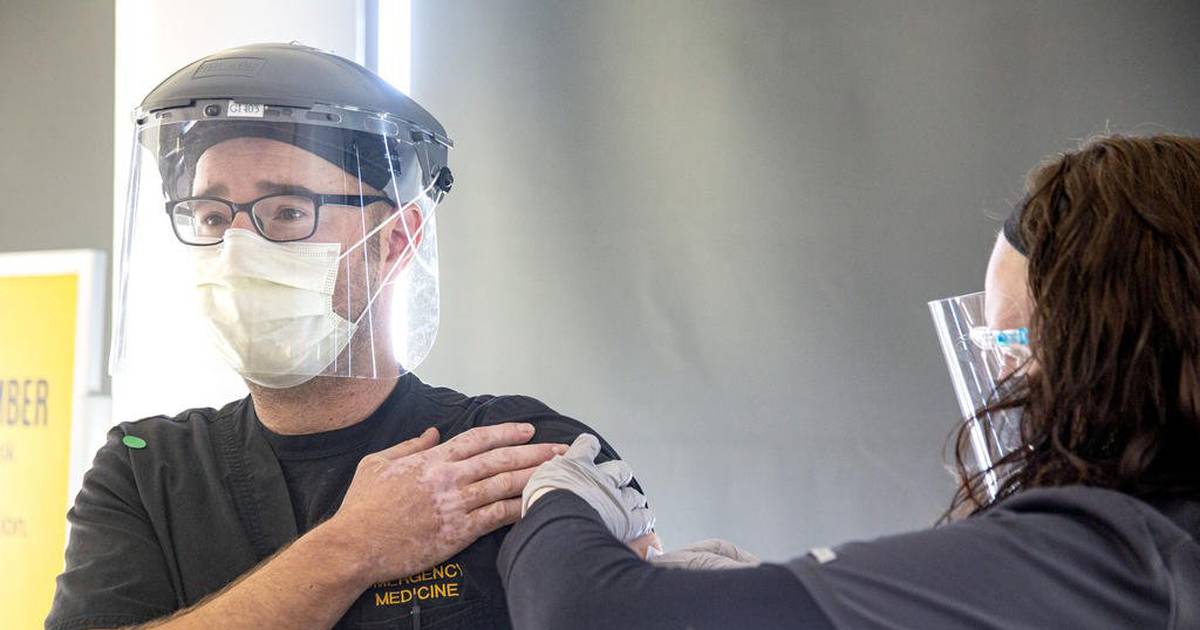 COVID-19 vaccines arrive in Iowa – Creston News